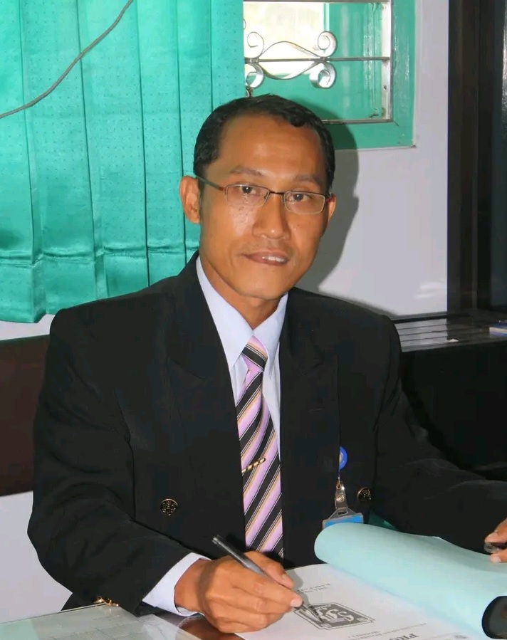 Kepala Sekolah | PORTAL WEB SMA N JUMAPOLO