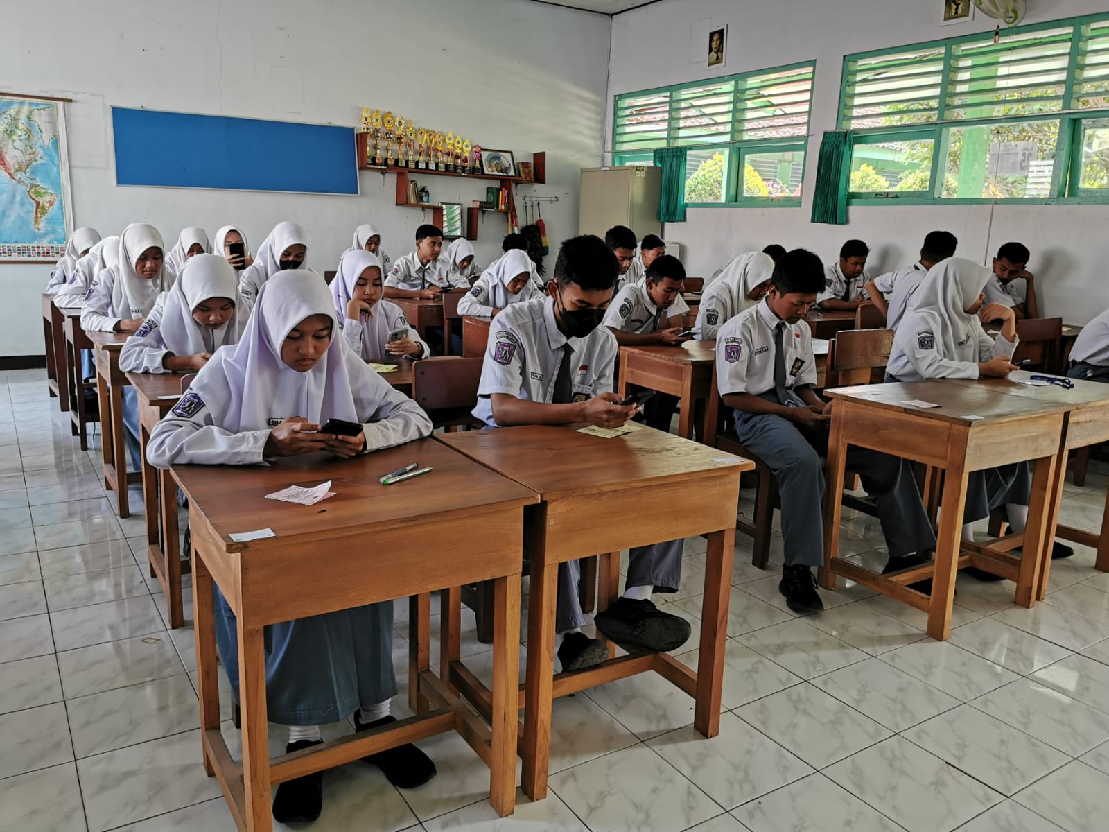SMA NEGERI JUMAPOLO GELAR STS DAN PTS GASAL ONLINE | PORTAL WEB SMA N ...